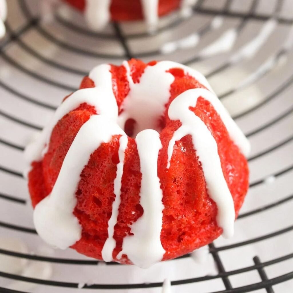 6 Best Mini Bundt Cakes Recipes - Truffle Nation